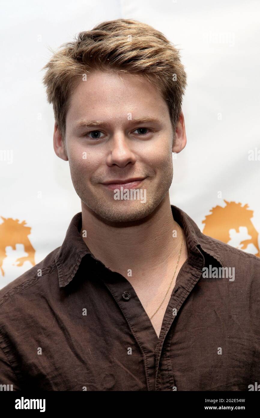 Randy harrison hi-res stock photography and images - Alamy