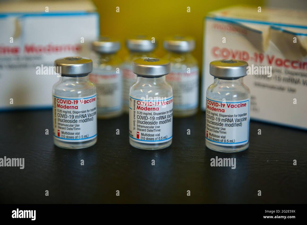 Moderna vials hi-res stock photography and images - Alamy