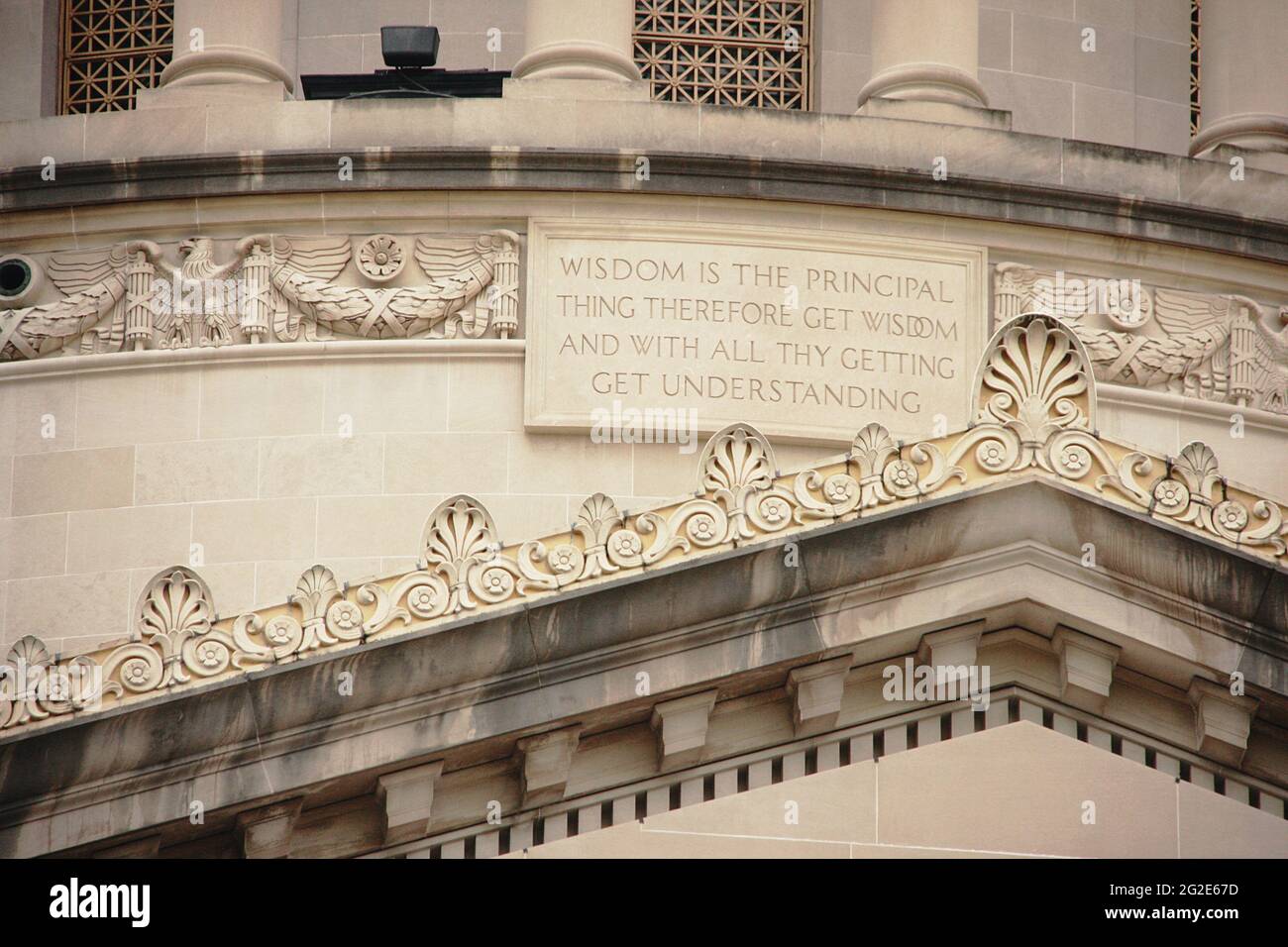Facade inscription history hi-res stock photography and images - Alamy