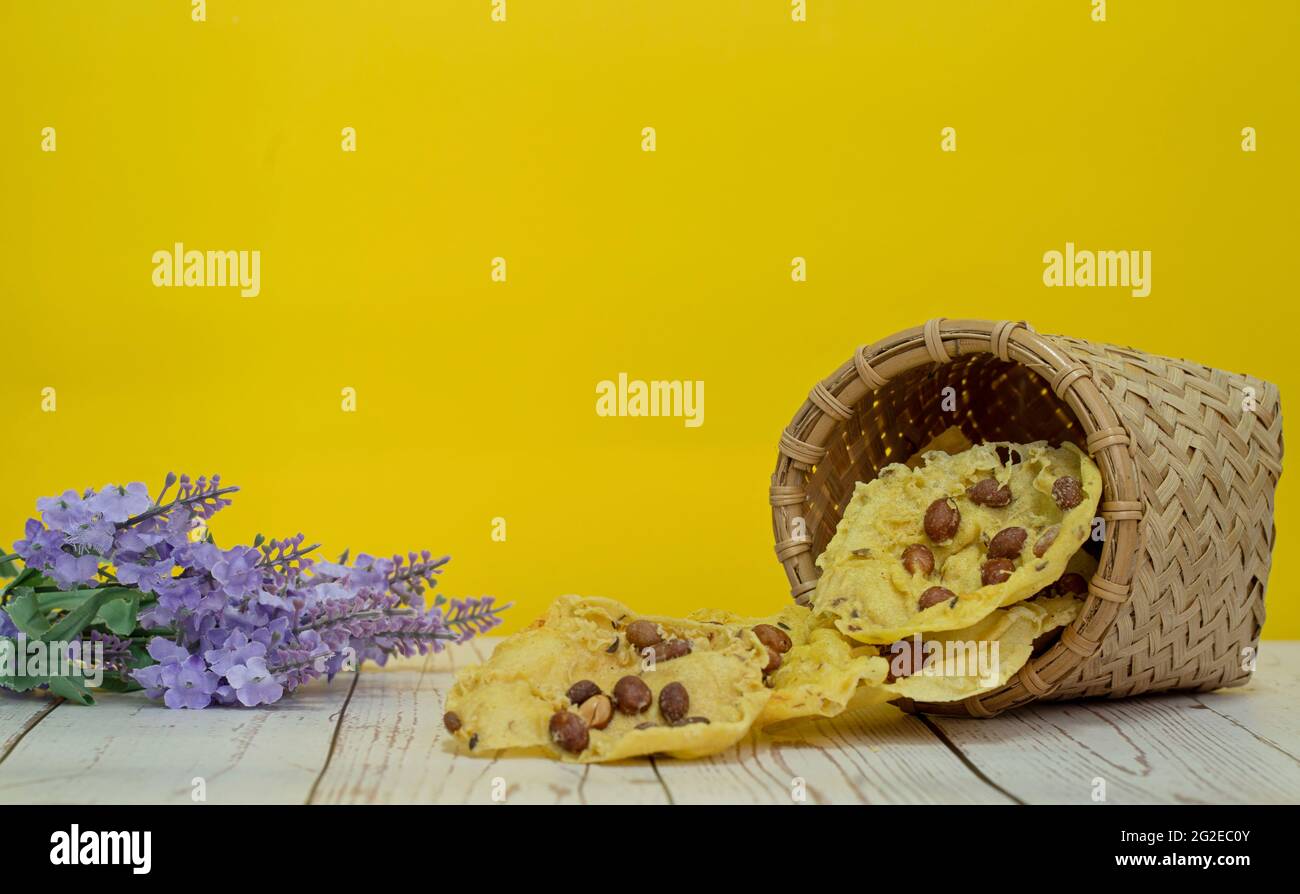 Peyek hi-res stock photography and images - Alamy