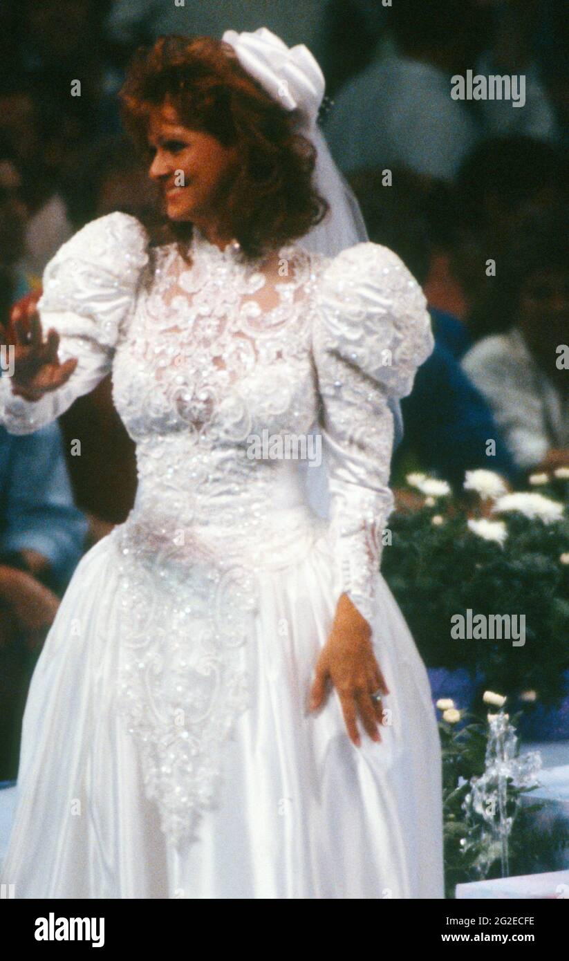 Miss elizabeth hi-res stock photography and images - Alamy