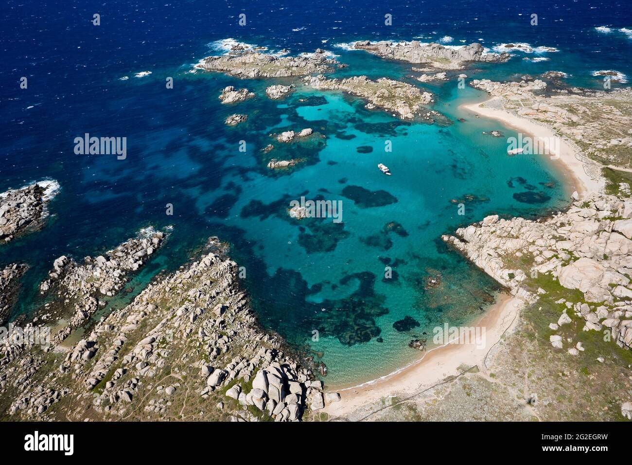 Archipelago of lavezzi hi-res stock photography and images - Alamy