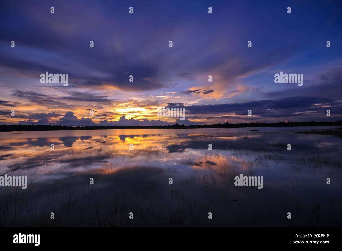 Beautiful twilight sky with cloud before sunset morning background ...