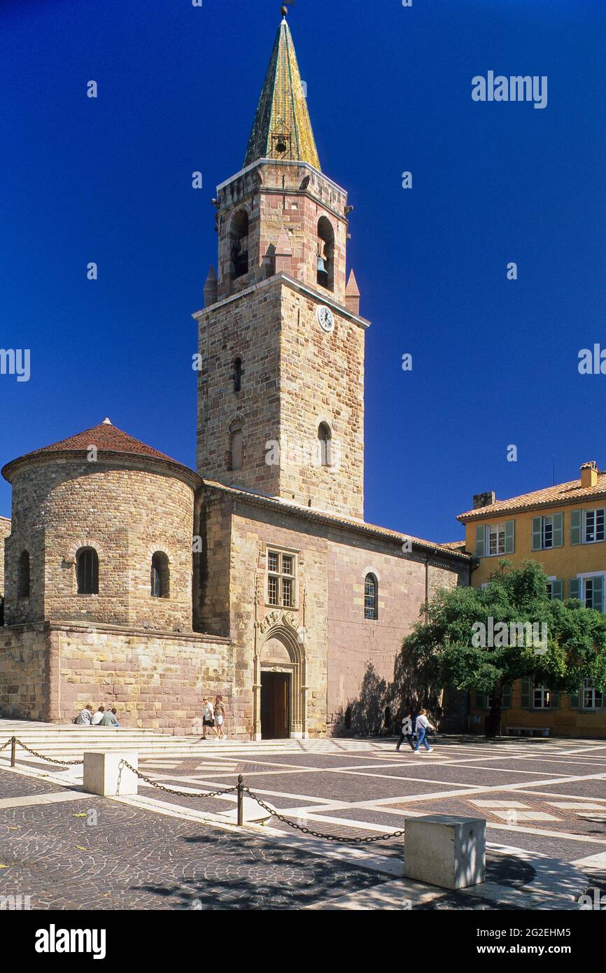 Frejus monument hi-res stock photography and images - Alamy