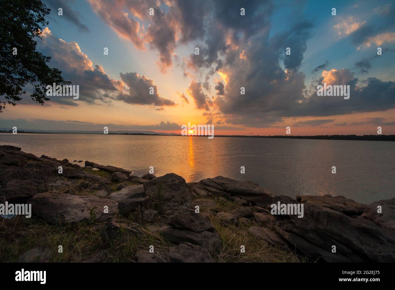 Beautiful twilight sky with cloud before sunset morning background ...