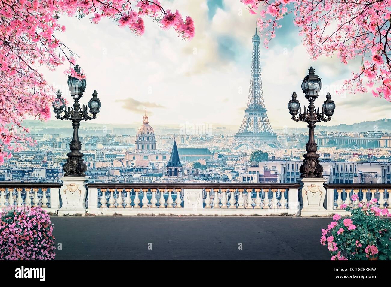 Flower tower paris hi-res stock photography and images - Alamy