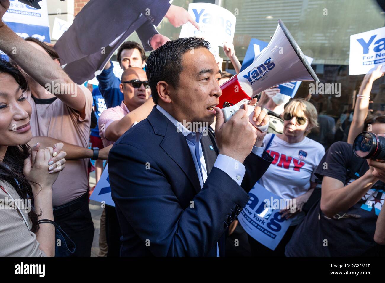New York, NY - June 10, 2021: Mayoral candidate Andrew Yang and wife ...