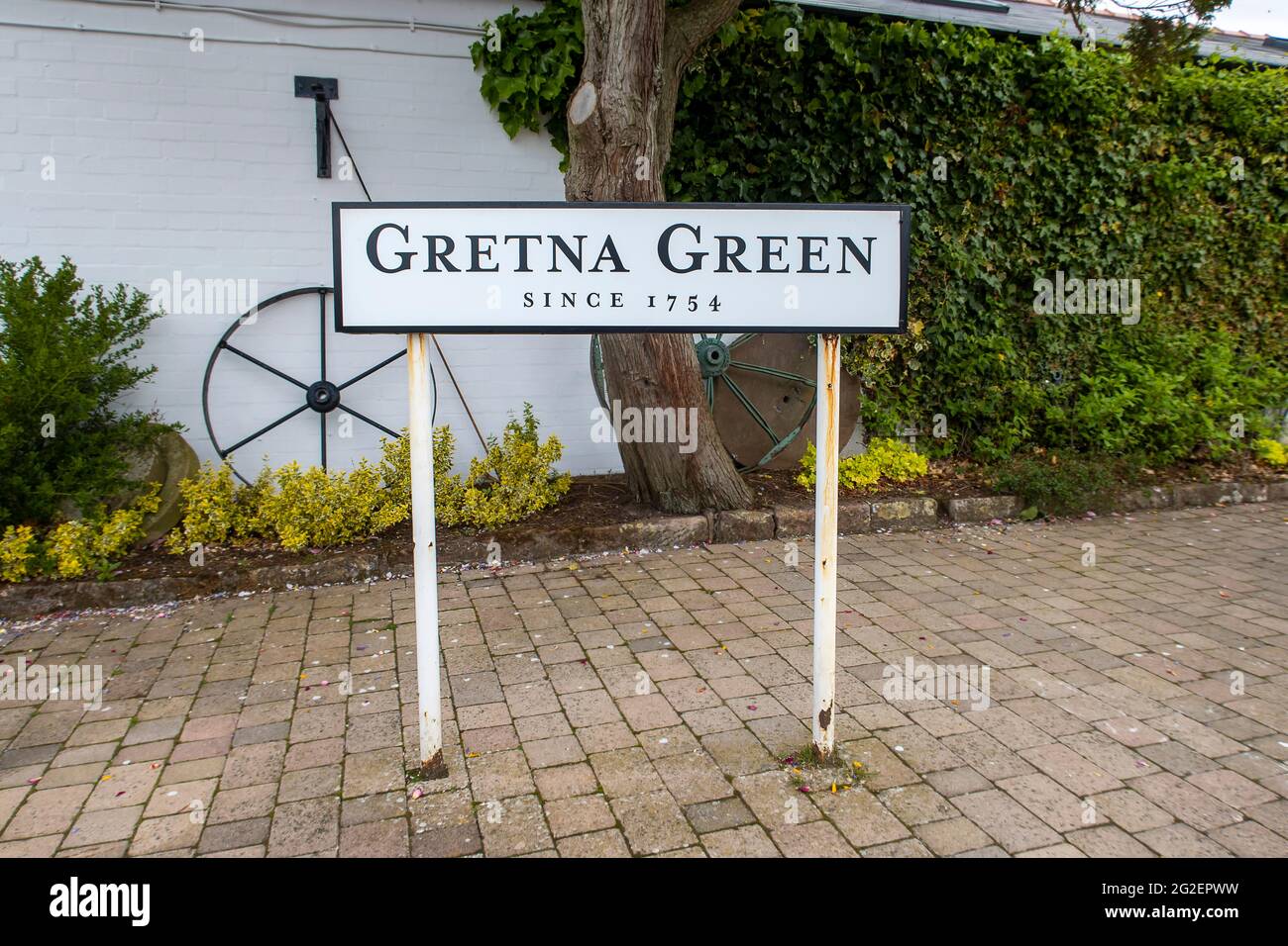 Gretna green famous blacksmiths shop hi-res stock photography and ...