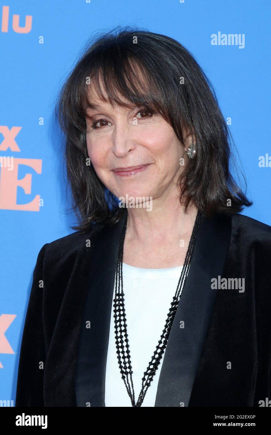 Los Angeles, CA. 10th June, 2021. Gina Hecht at arrivals for DAVE ...