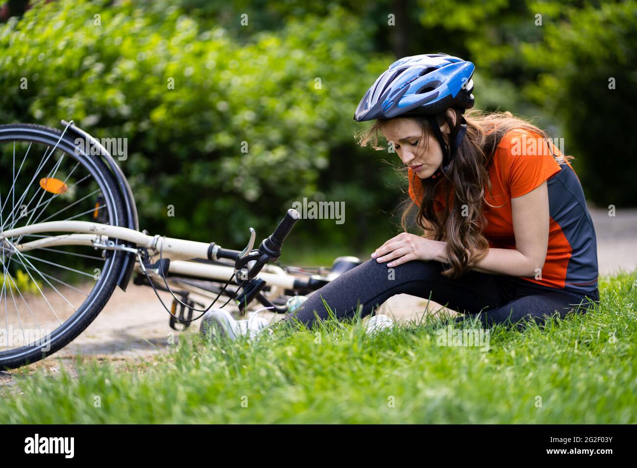 Biking injury hi-res stock photography and images - Alamy