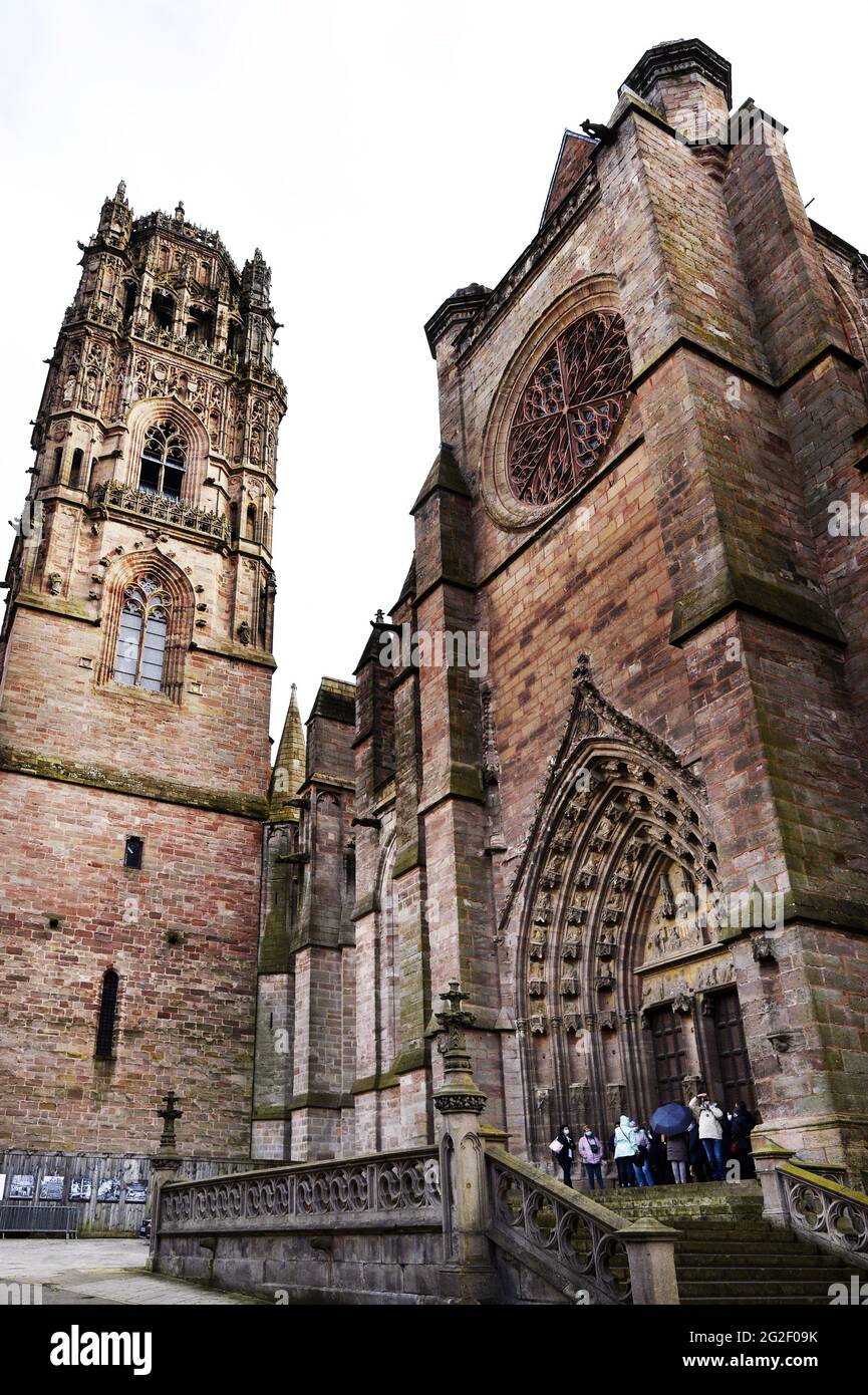 Rodez city hi-res stock photography and images - Alamy