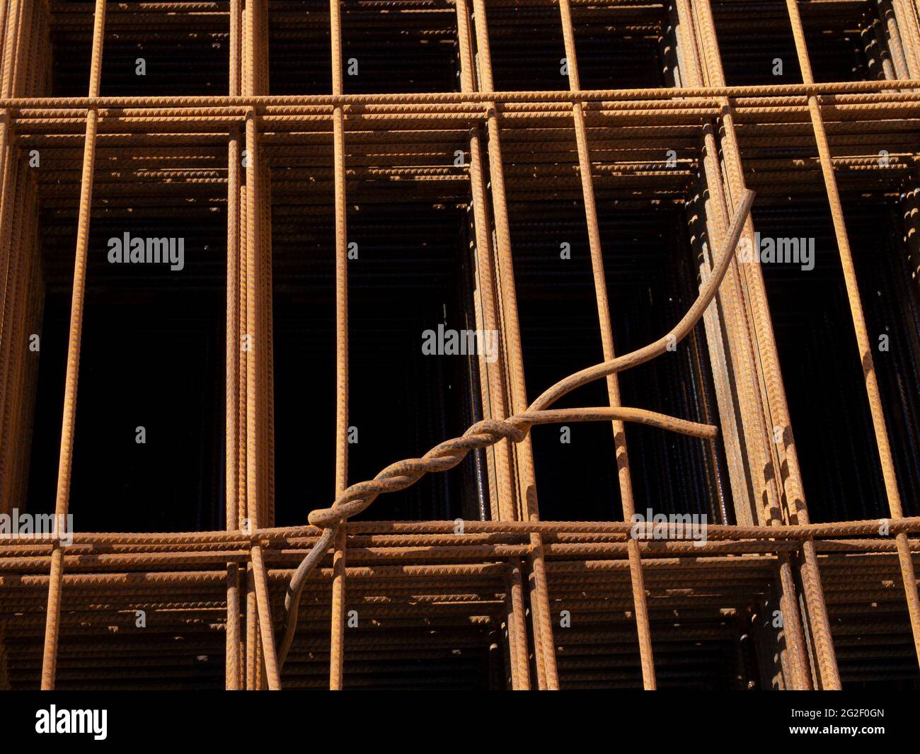 Rusty Metal Wire mesh background Stock Photo - Alamy