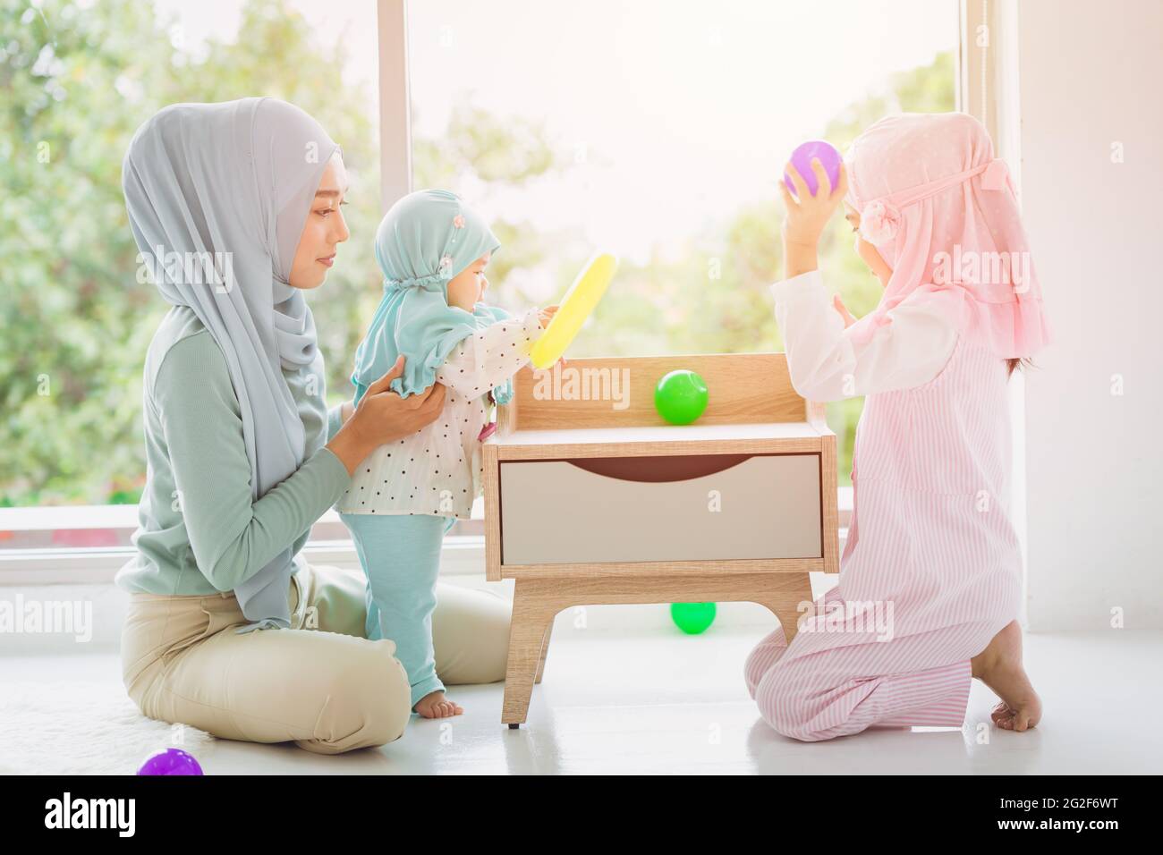 Muslim family children at home hi-res stock photography and images - Alamy