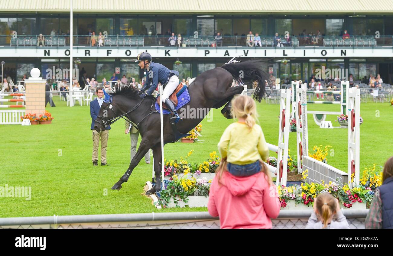 Horse shows uk hi-res stock photography and images - Alamy