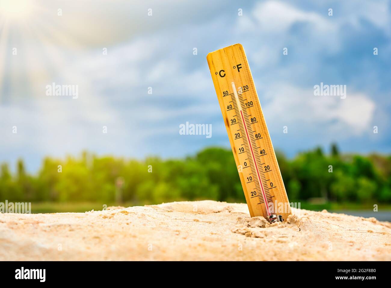 Ambient Temperature High Resolution Stock Photography and Images - Alamy