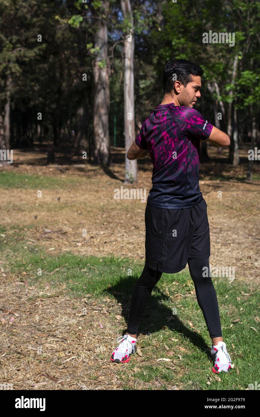 Personal trainer park getting fit hi-res stock photography and images ...