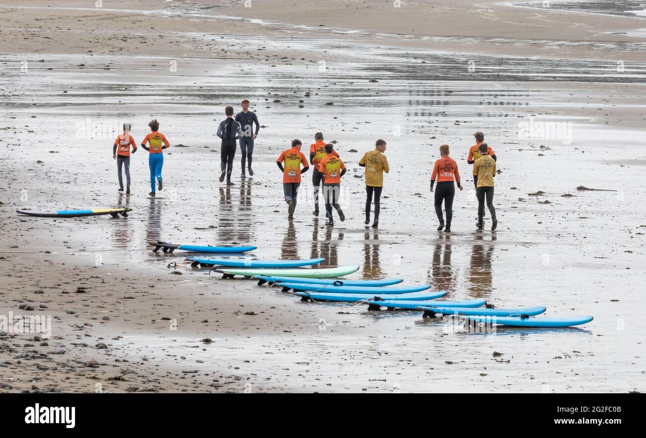 Alamy group hi-res stock photography and images - Alamy