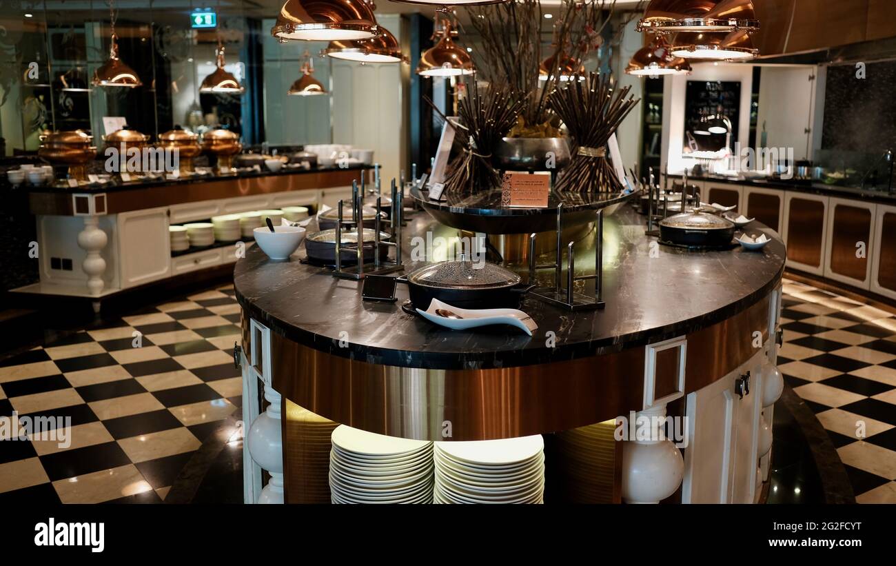 Take out counter hi-res stock photography and images - Alamy