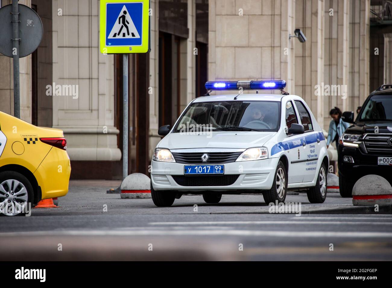 Different types of vehicles on Moscow streets Stock Photo - Alamy