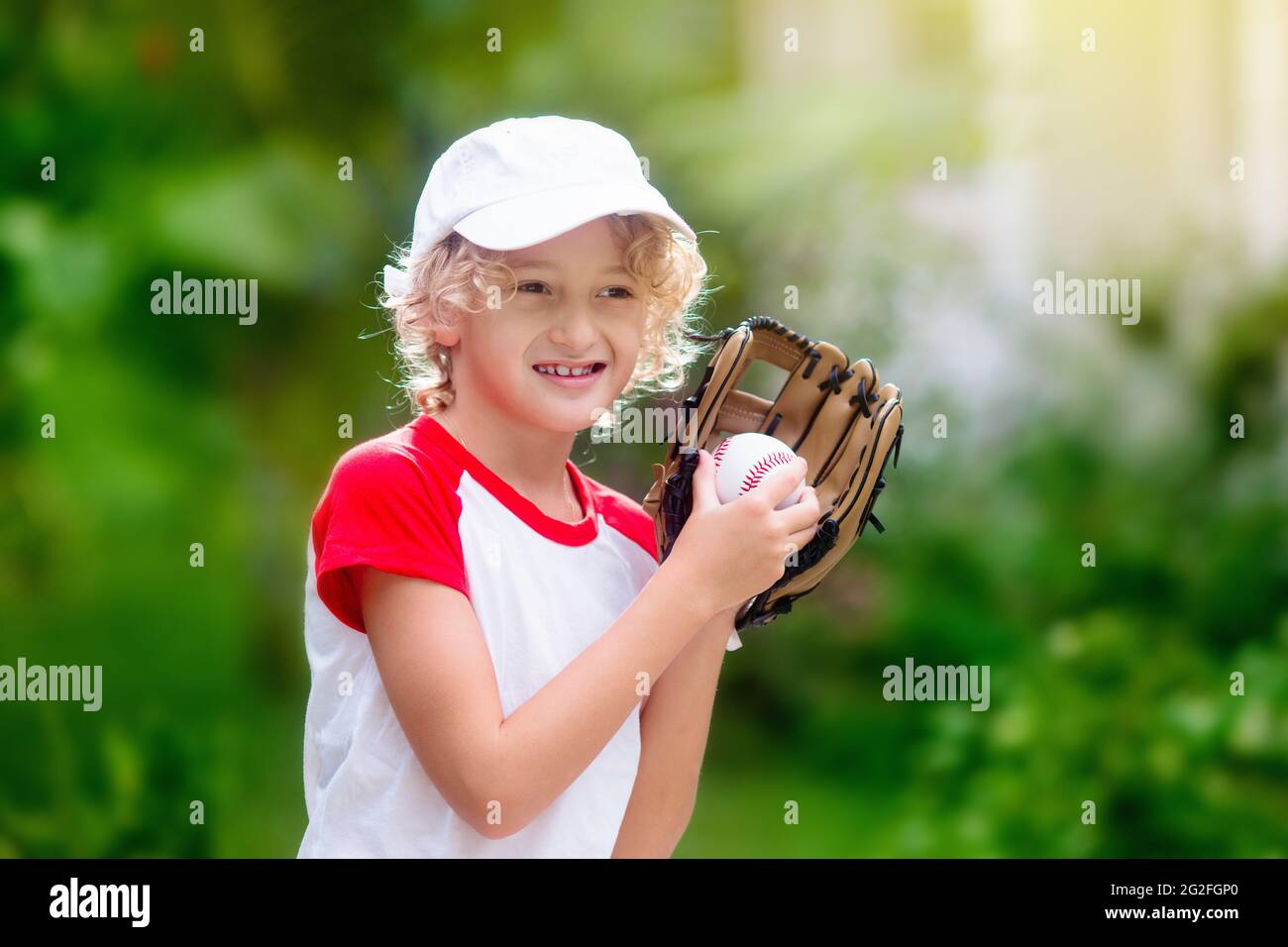 Baseball running action sport hi-res stock photography and images - Alamy