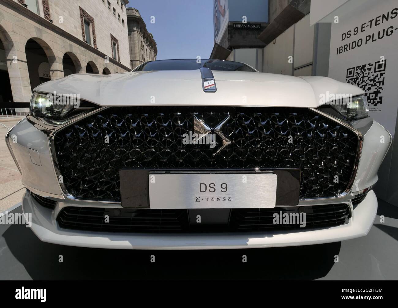 Logo mimo hi-res stock photography and images - Alamy