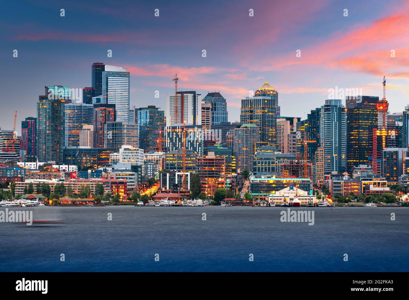 Downtown seattle lake hi-res stock photography and images - Alamy