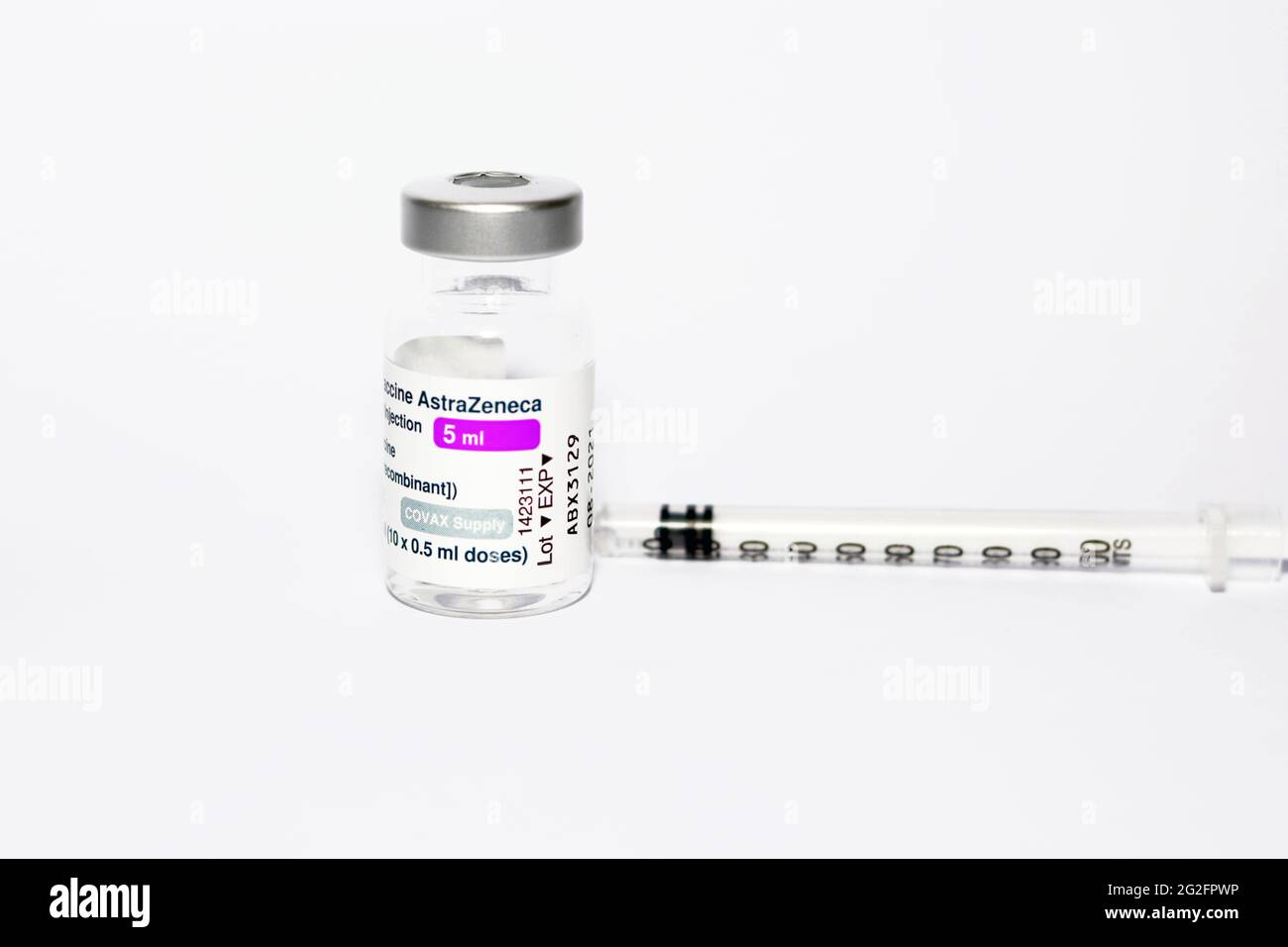 Chadox1 vaccine hi-res stock photography and images - Alamy