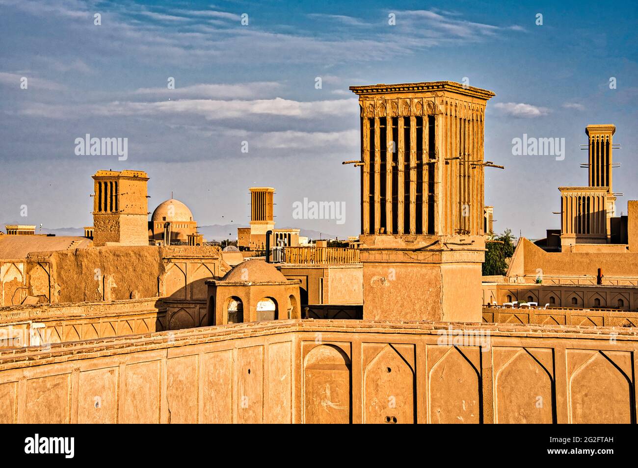 View of the roofs and skyline of Yazd with the badgirs, windcatchers ...