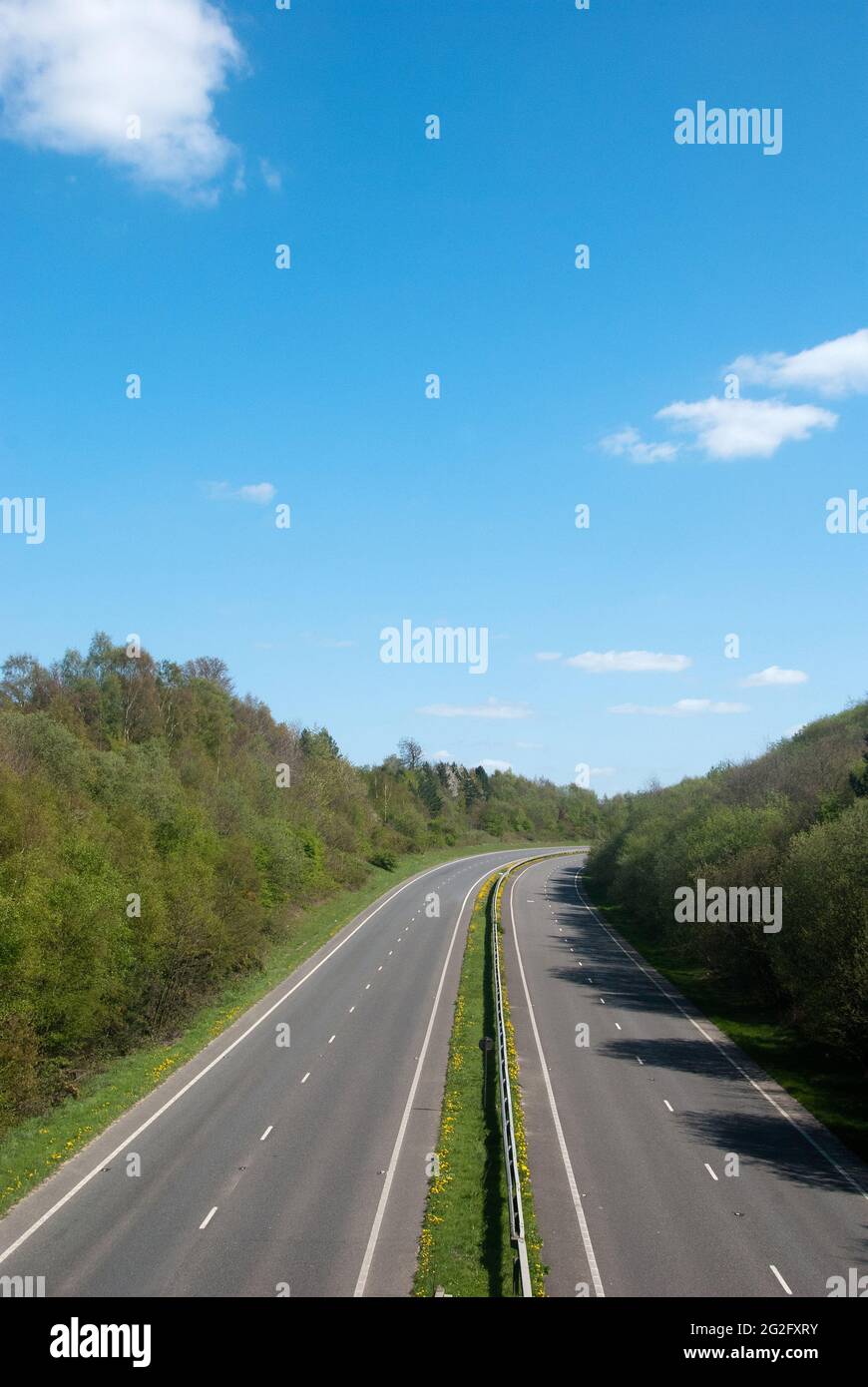 Empty motorway hi-res stock photography and images - Alamy