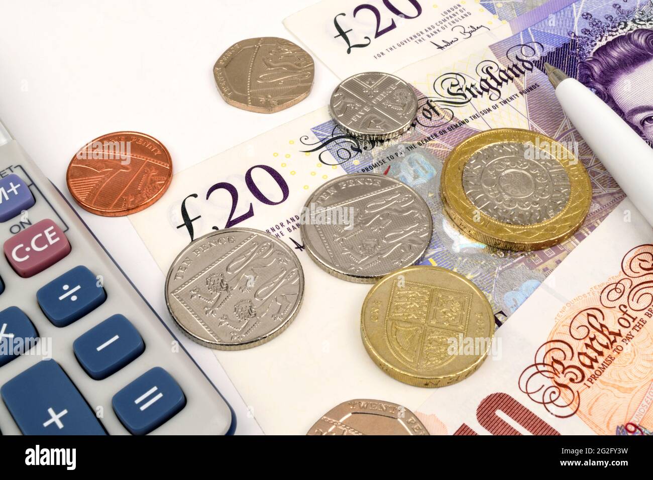 Money sterling calculator hi-res stock photography and images - Alamy