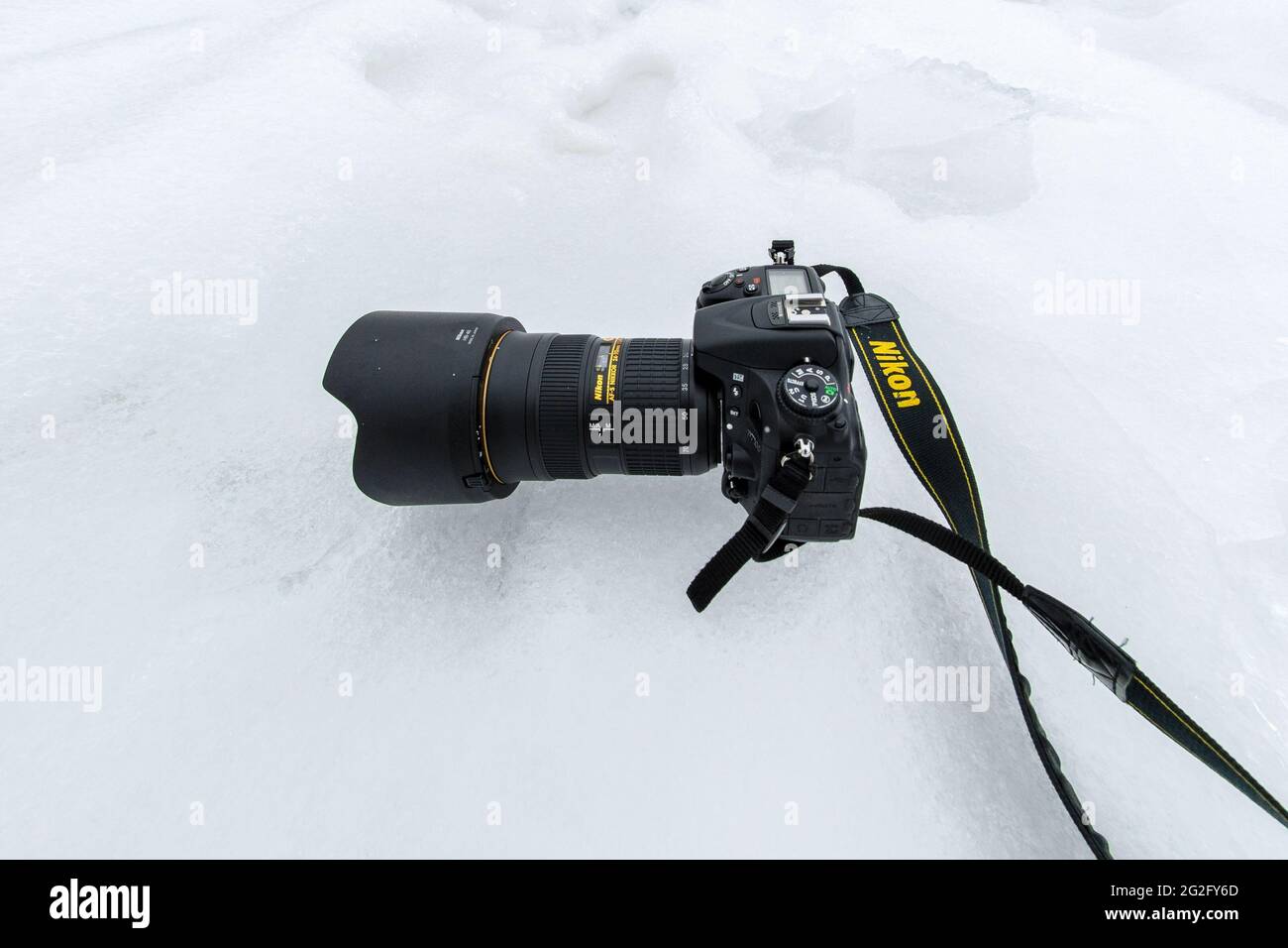 Nikon camera used to record images of the North American Ice Storm of ...
