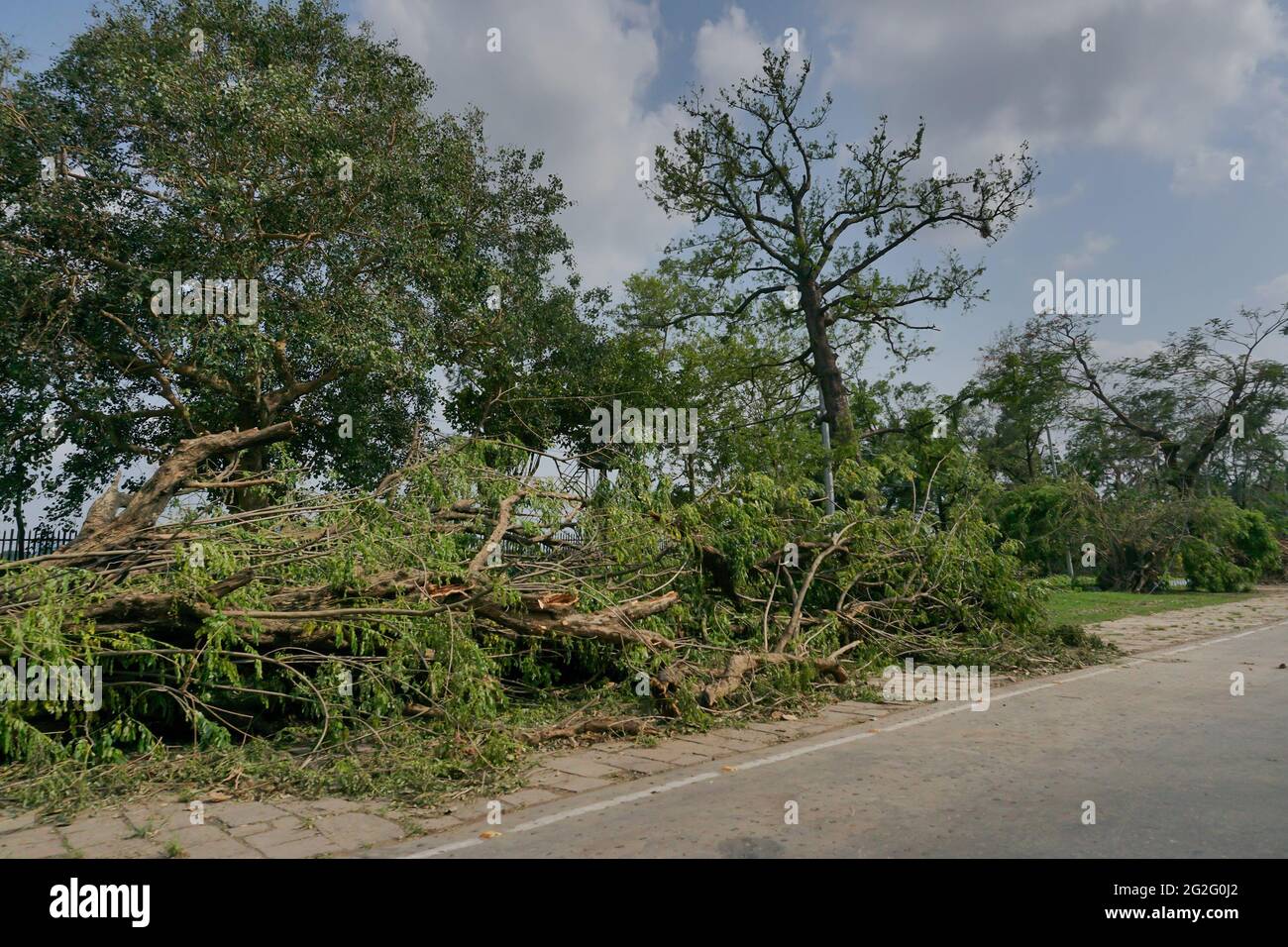 Landfall of cyclone yaas hi-res stock photography and images - Alamy