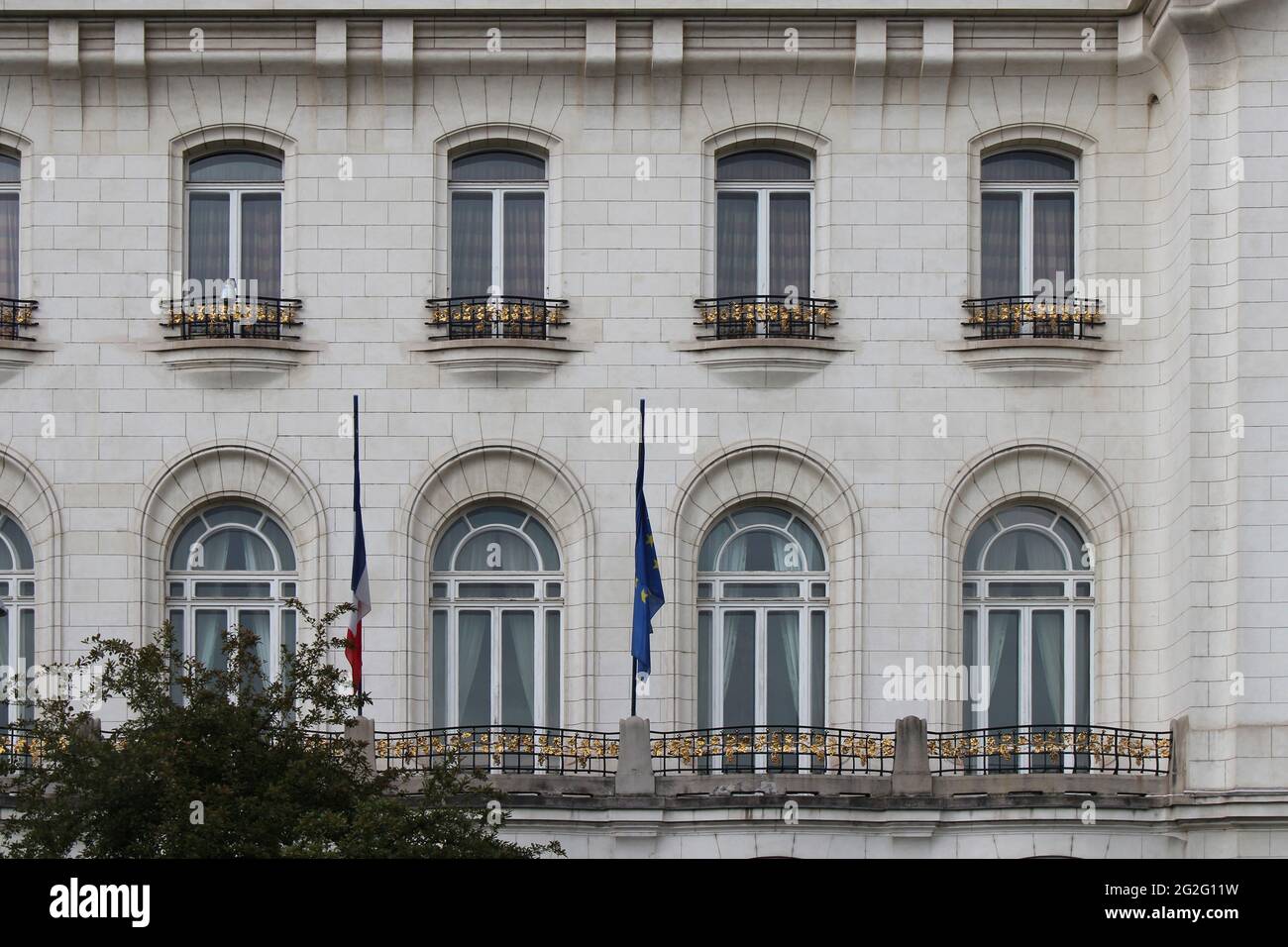 art nouveau building (french embassy) in vienna (austria Stock Photo ...