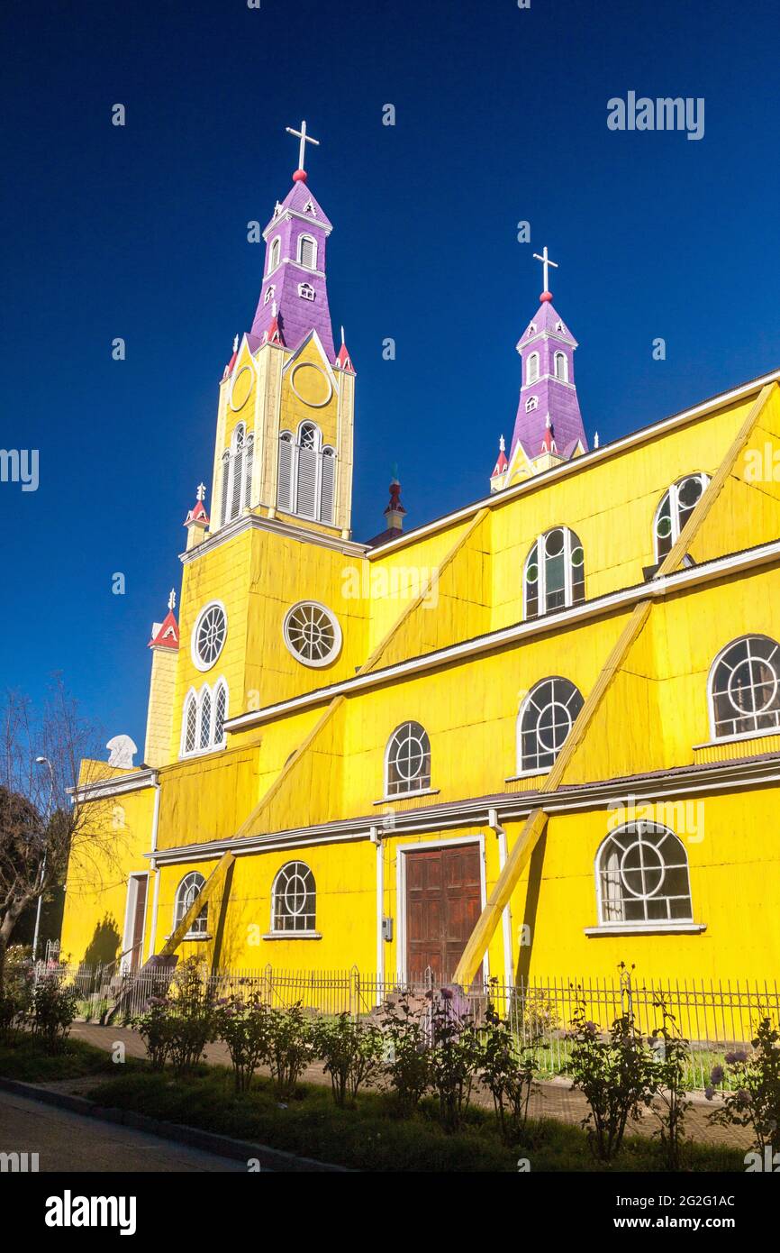 Wooden church chiloe chile hi-res stock photography and images - Alamy