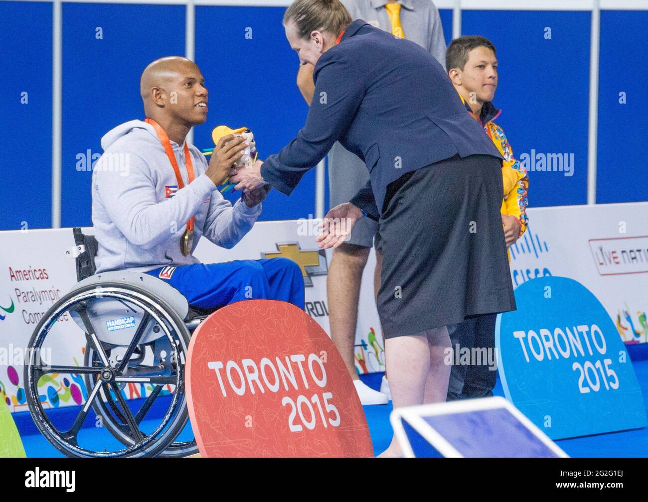 Cuba winning 400m hi-res stock photography and images - Alamy