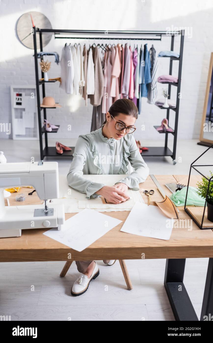 Marking fabric hi-res stock photography and images - Alamy