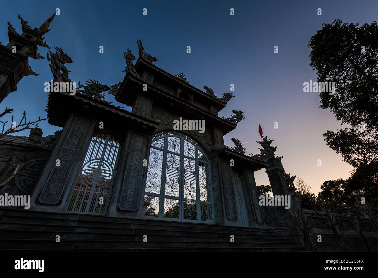 Beautiful colorful photo of Princess temple and surrounding graveyards ...