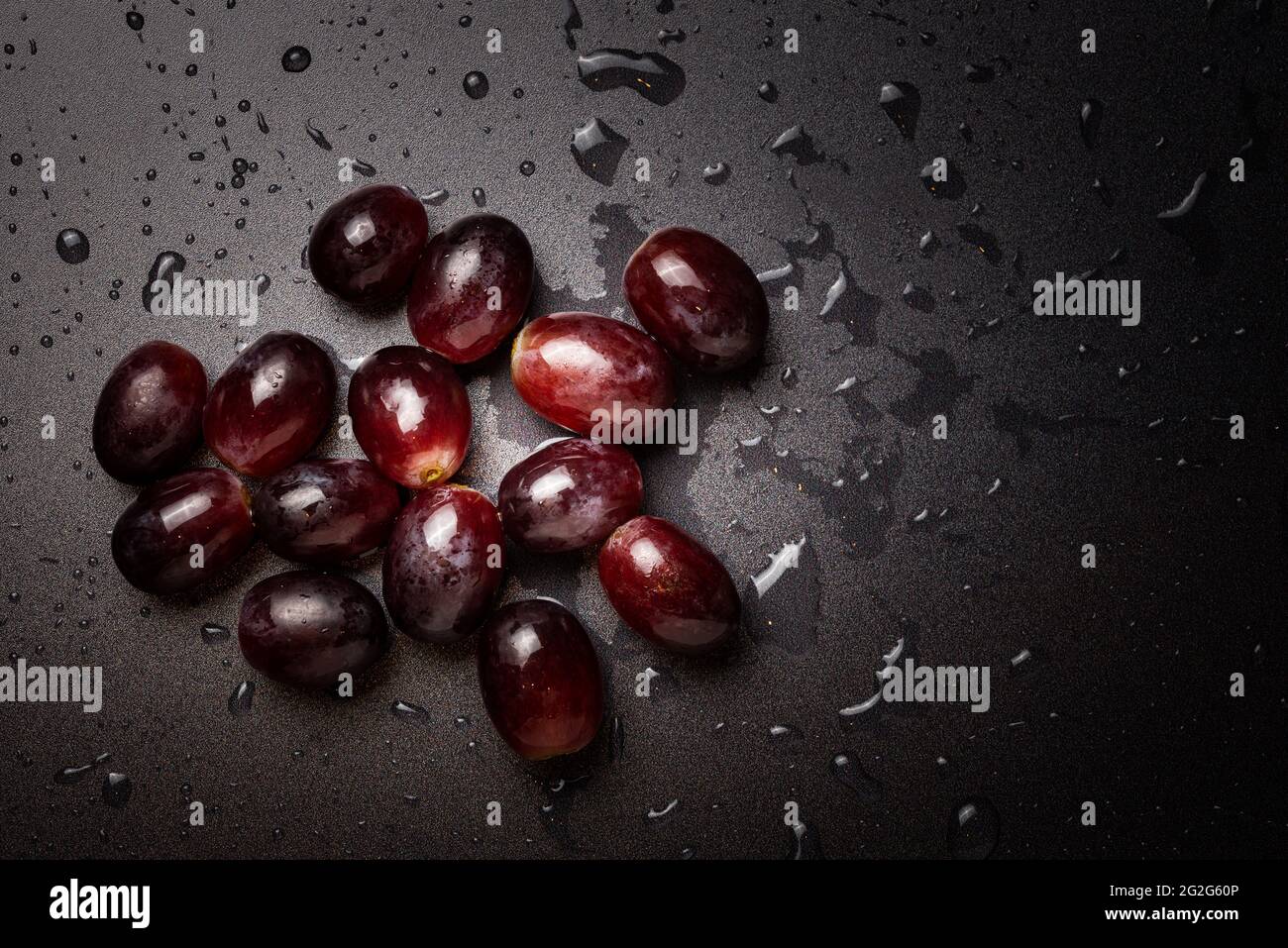 Wash grapes hi-res stock photography and images - Alamy