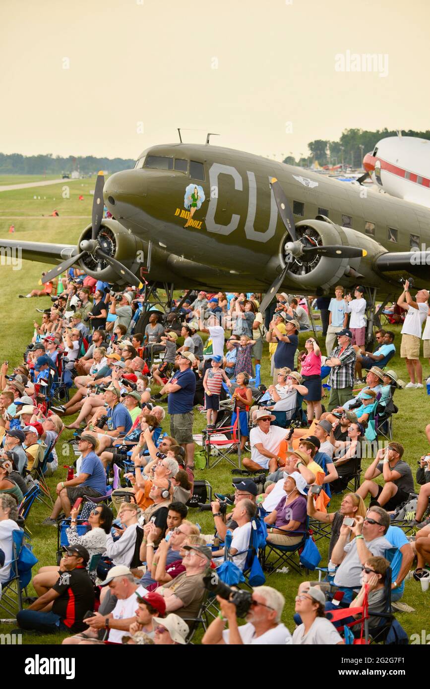 Worlds most famous military transport aircraft hi-res stock photography ...