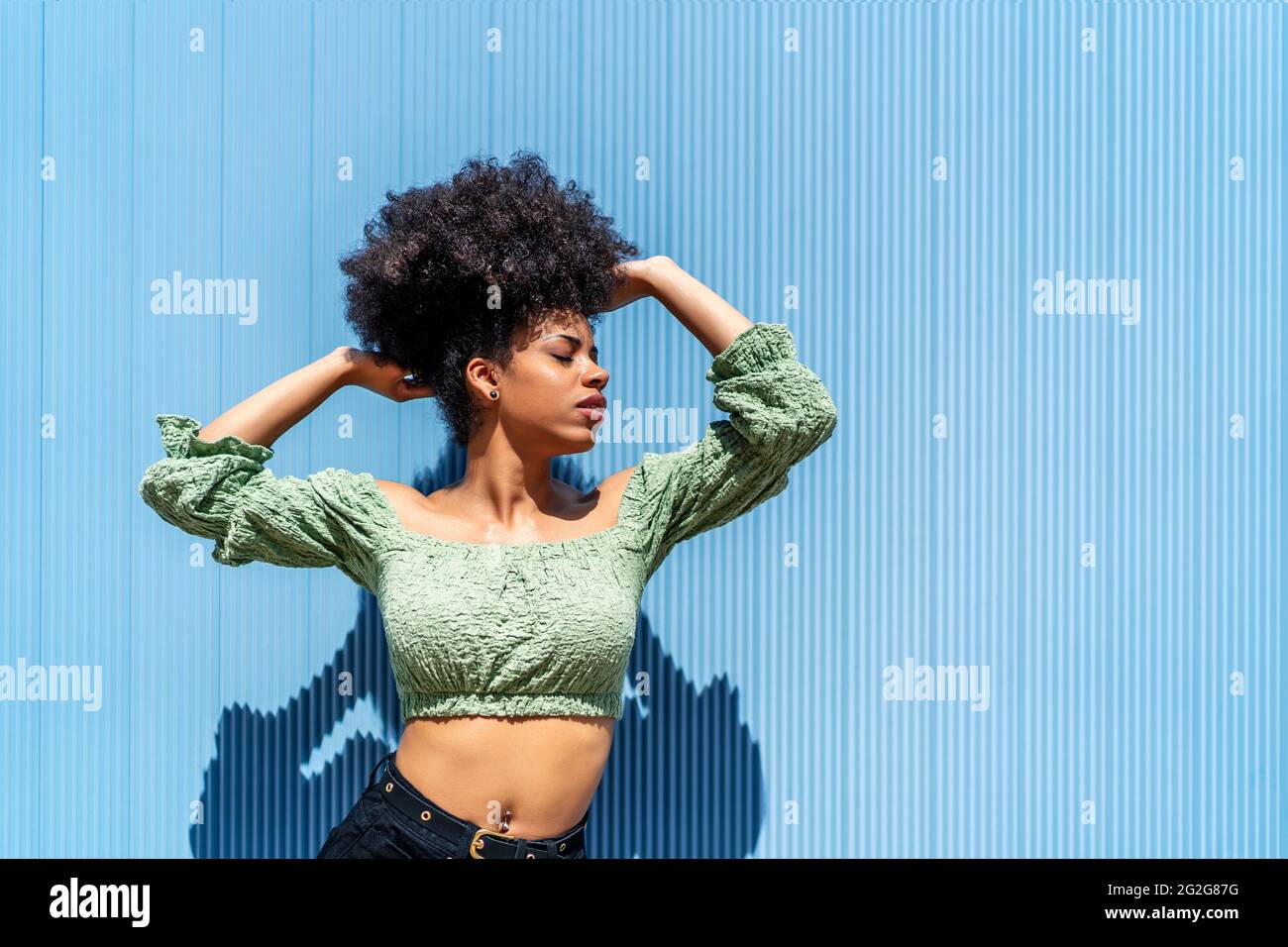 photography of woman with afro hair Stock Photo - Alamy