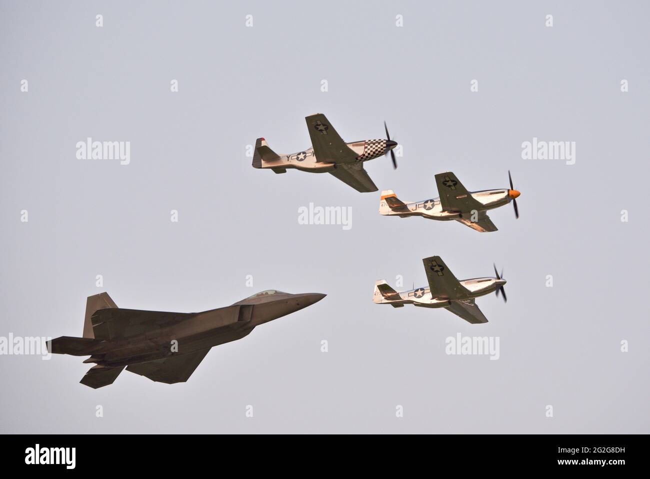 F 22 Raptor Formation High Resolution Stock Photography and Images - Alamy