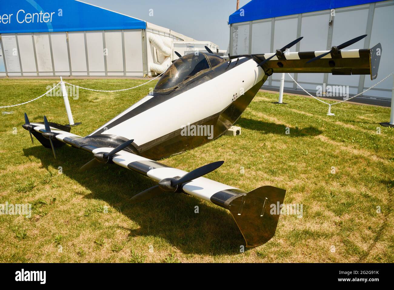 Opener BlackFly 2 electric, vertical take-off and landing (VTOL) single ...