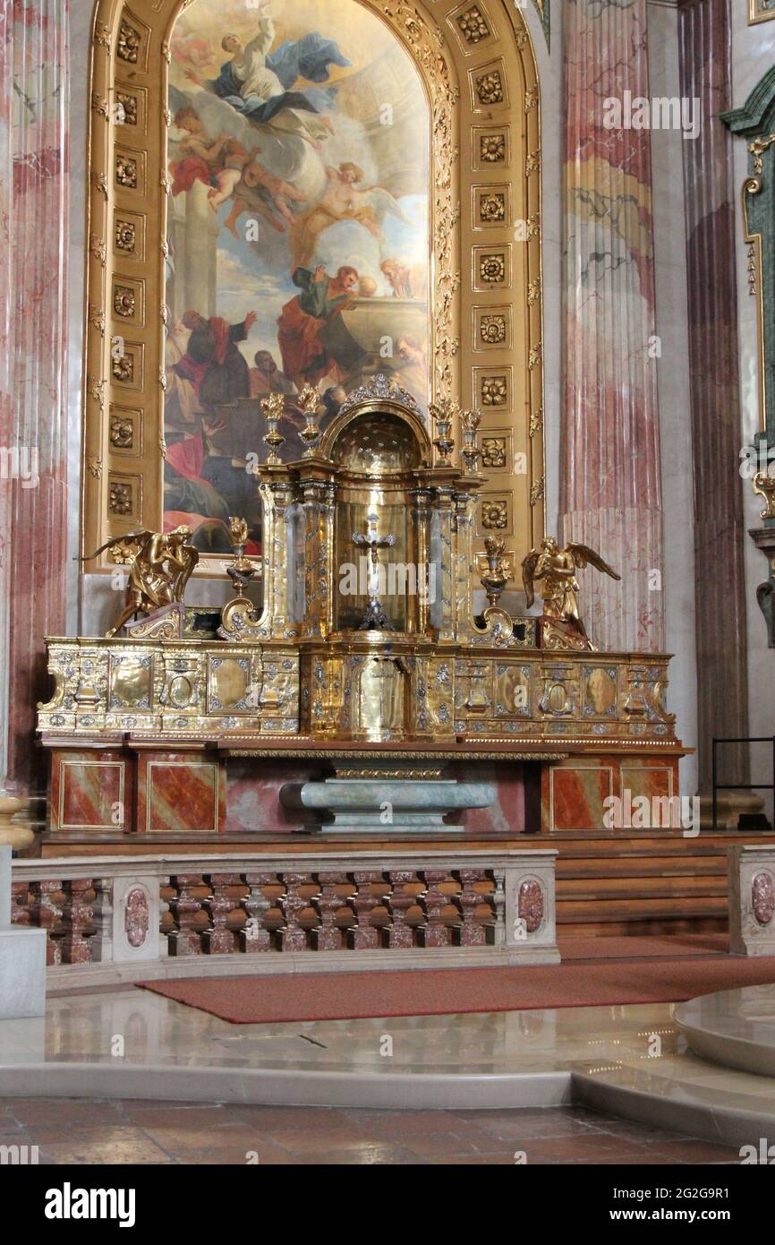 baroque church (jesuitenkirche) in vienna (austria Stock Photo - Alamy