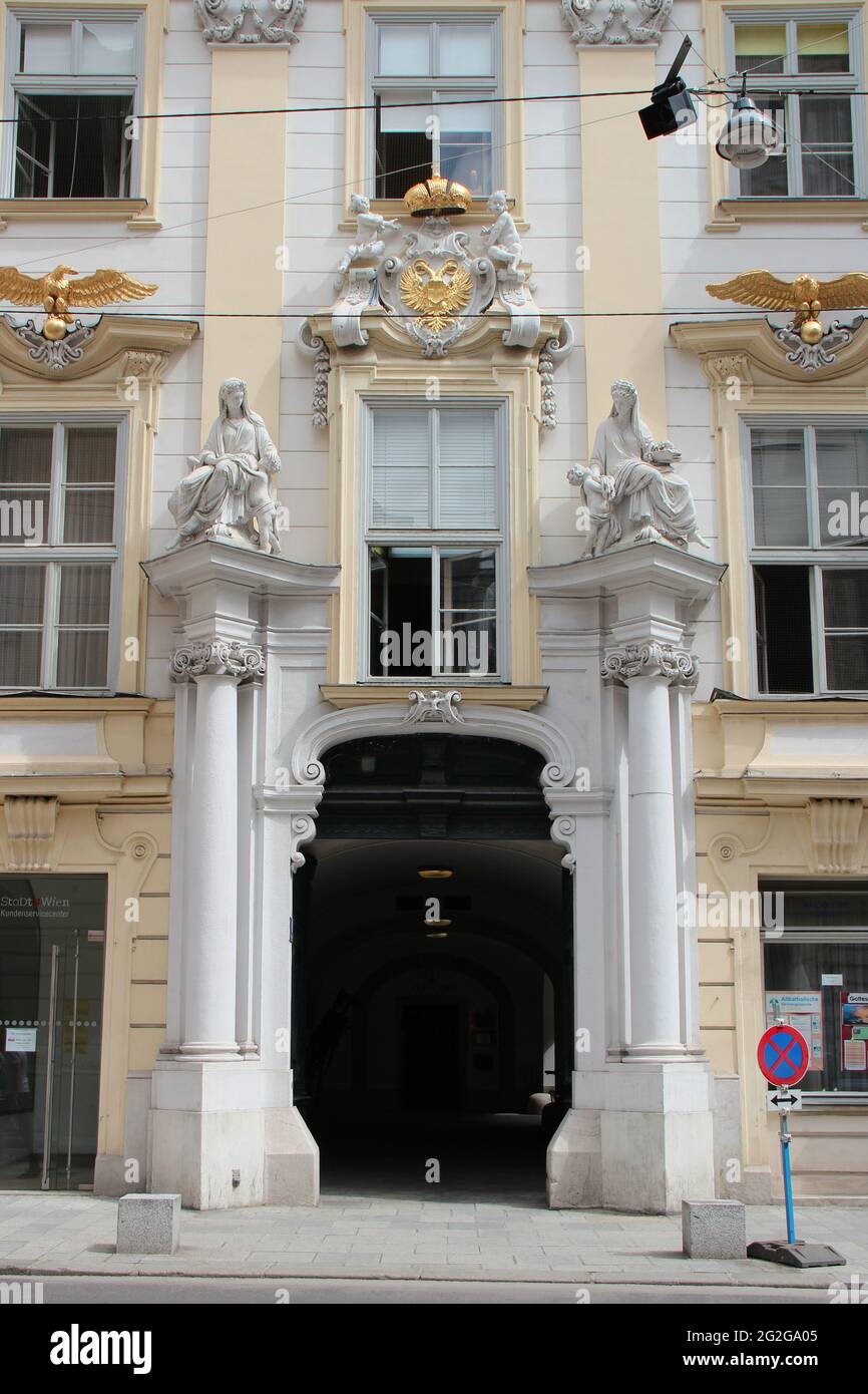 former town hall (altes rathaus) in vienna (austria Stock Photo - Alamy