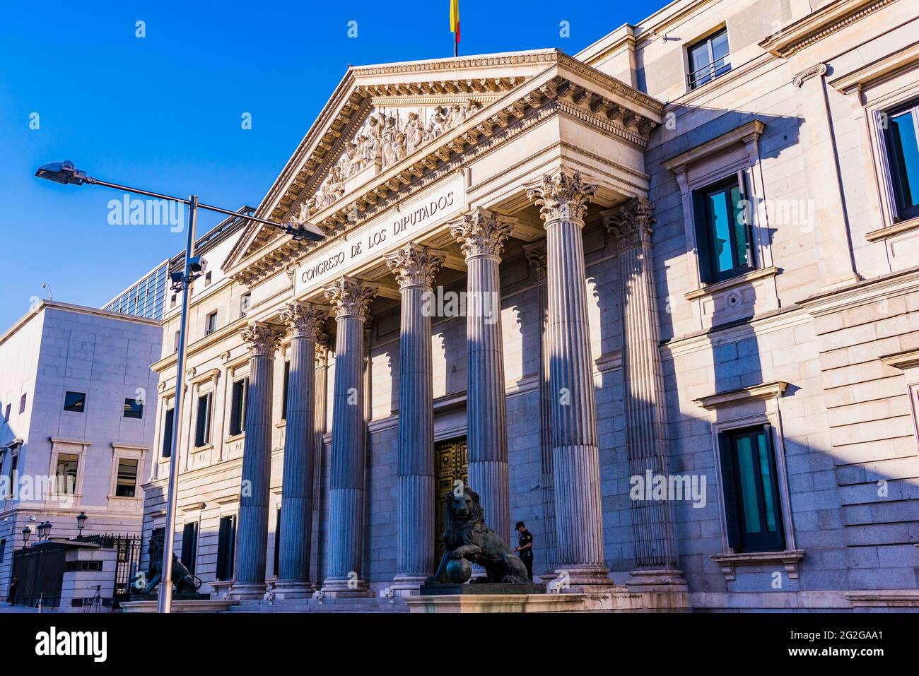 Palacio de cortes hi-res stock photography and images - Alamy