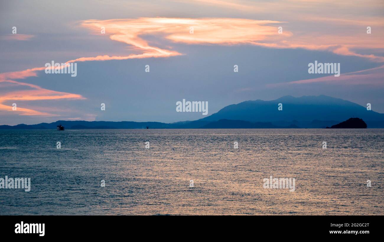 Sunda strait hi-res stock photography and images - Alamy