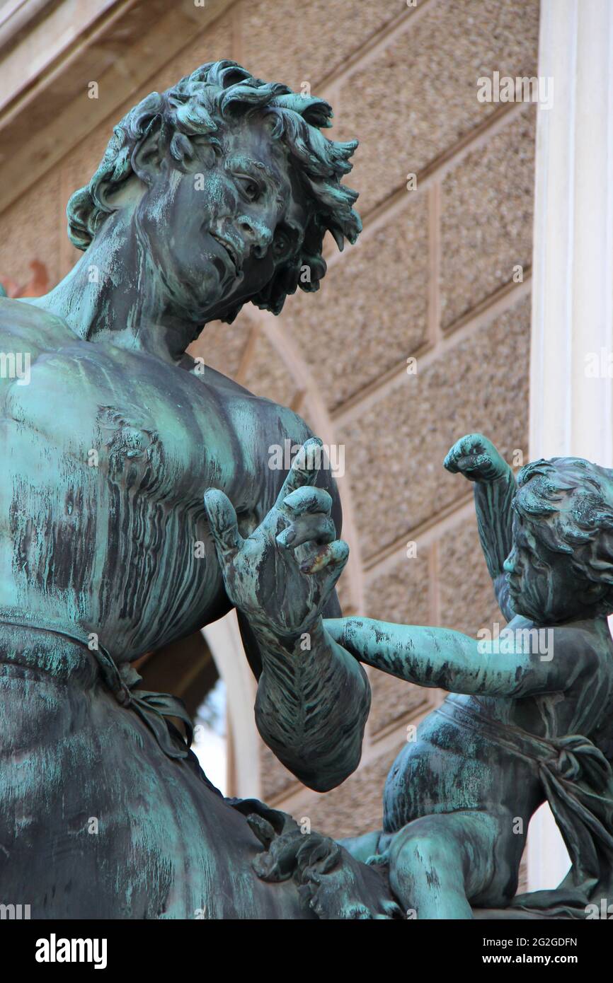 Bronze centaur statue hi-res stock photography and images - Alamy