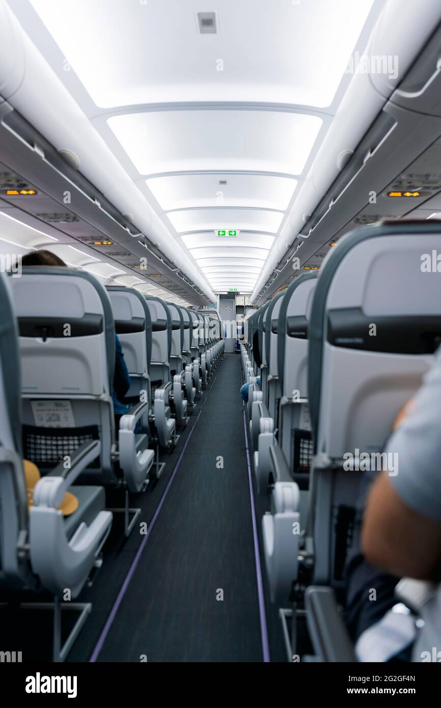Airplane cabin night hi-res stock photography and images - Alamy