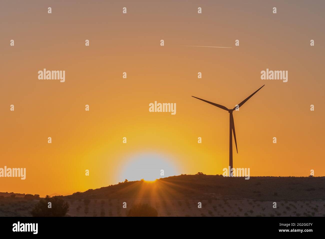 Hill top turbines hi-res stock photography and images - Alamy