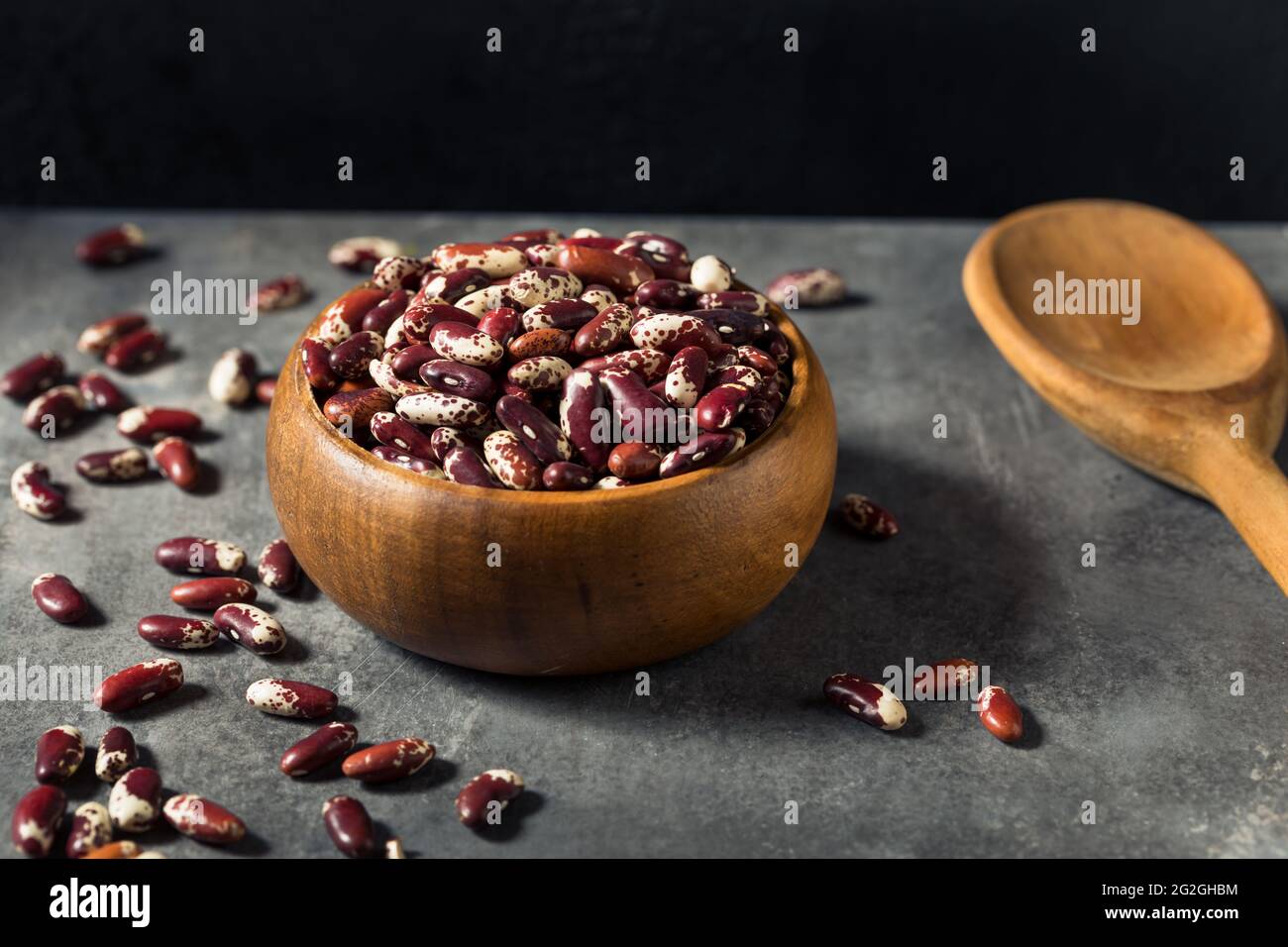 Raw Red Organic Cattle Kidney Beans in a Bowl Stock Photo - Alamy